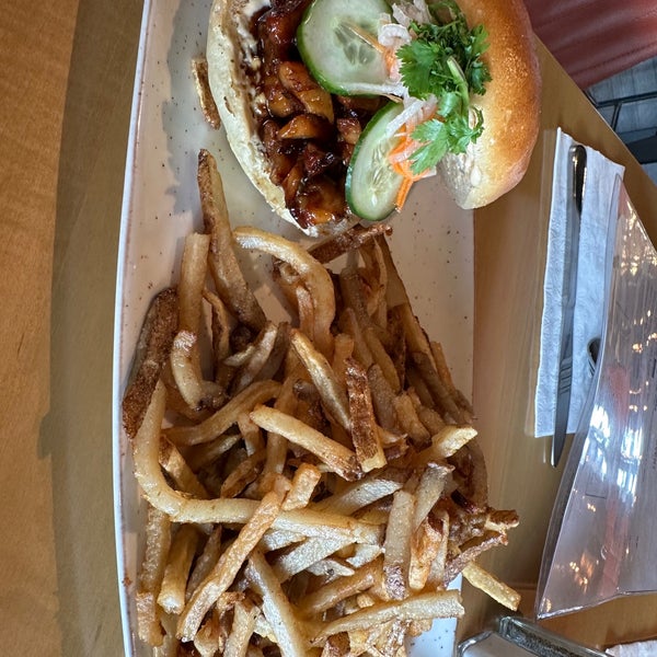 Union Social Eatery - 3 tips