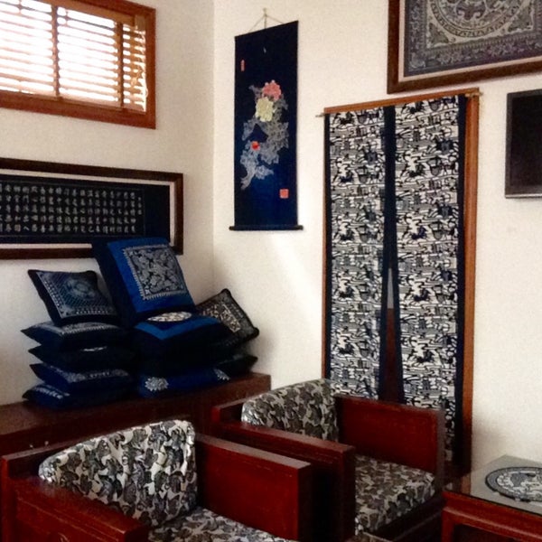 Nankeen Blue Fabric Handprint Gallery - Xúhuì - 0 tips