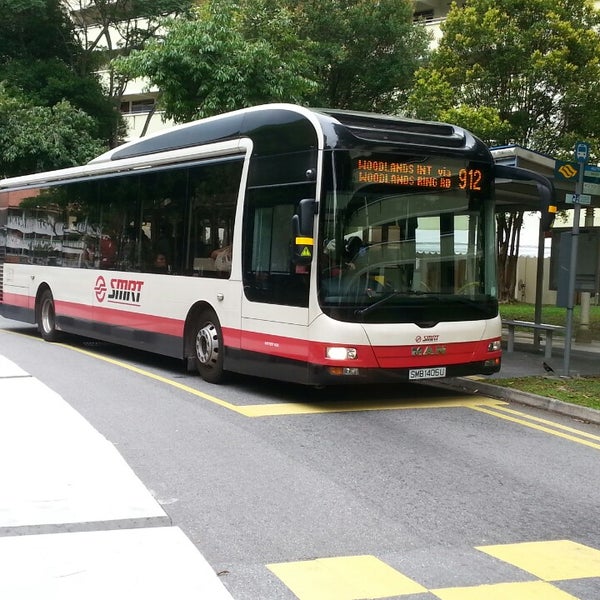 SMRT Buses: Bus 912
