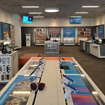 AT&T - Atlantic Station - 10 tips from 625 visitors