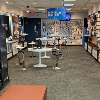 AT&T - Mobile Phone Store in Hamden