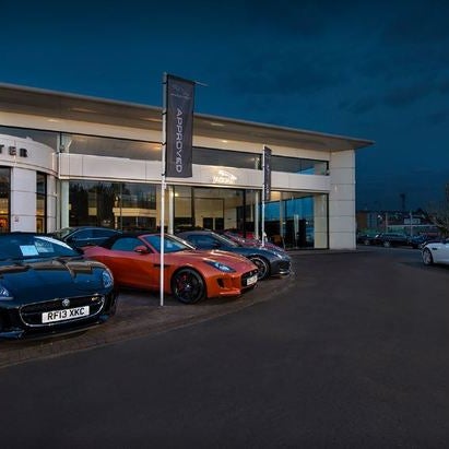 Jardine Land Rover Reading - 58 visitors