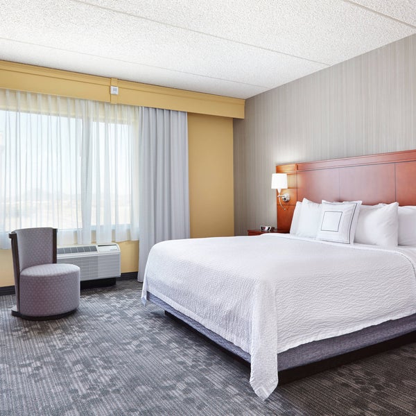 Courtyard by Marriott Phoenix West/Avondale - 6 tips