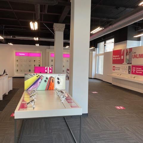 T-Mobile - Downtown East - 2 tips from 95 visitors