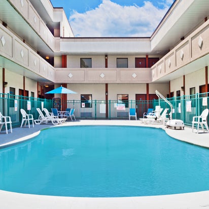 Days Inn - Hotel in Chattanooga