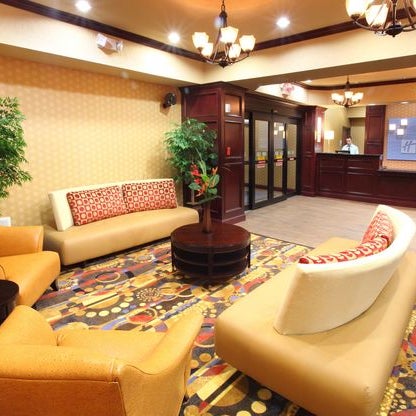 Holiday Inn Express & Suites Van Buren-Ft Smith Area - Hotel in Van Buren