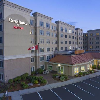 Residence Inn Mississauga-Airport Corporate Centre West - 3 tips from ...