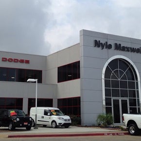 Nyle Maxwell Chrysler Dodge Jeep Ram Supercenter - Northwest Austin ...