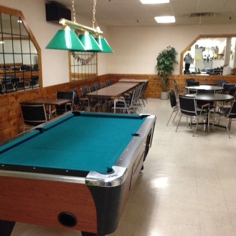 Riverside Bowl & Lounge - Red Deer, AB