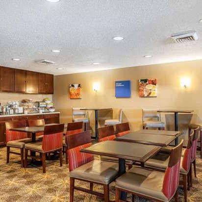 Comfort Inn - Hotel in Canton