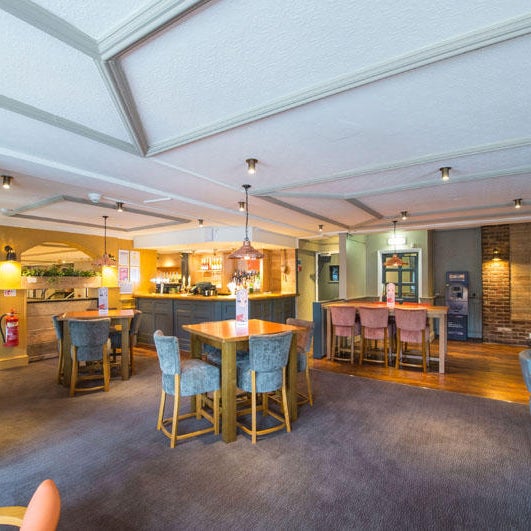 Walston Castle (Beefeater) - 3 tips