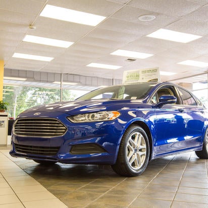 AutoNation Ford Brooksville - 7200 Broad Street