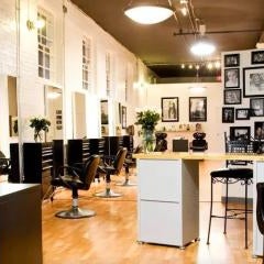 Amanda Kelly Salon - Central Business District - 1010 Race St