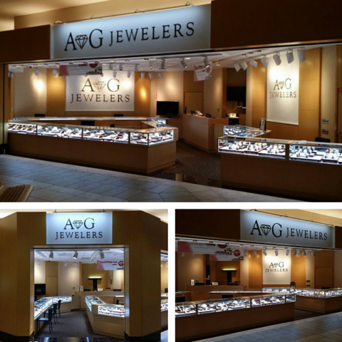 Attractive gems jewelers store