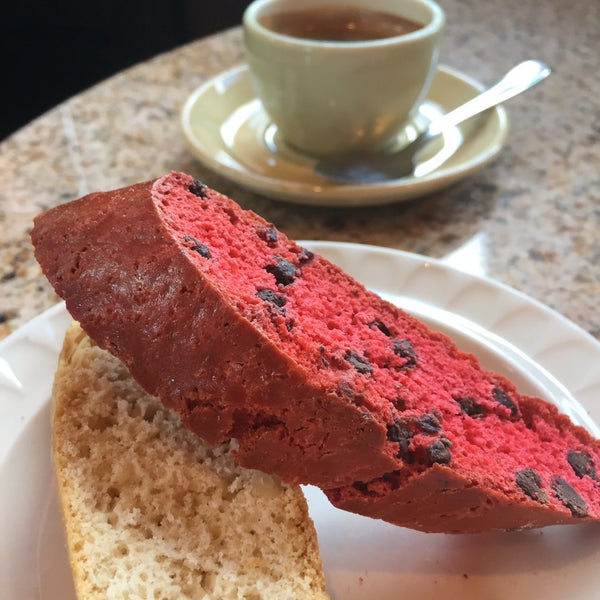 Cerrato's Pastry - 255 Elm St