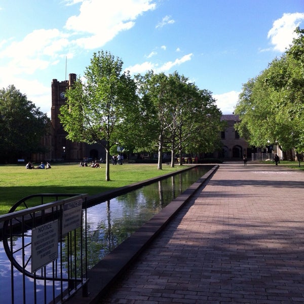 South Lawn - Parkville - 2 tips from 513 visitors