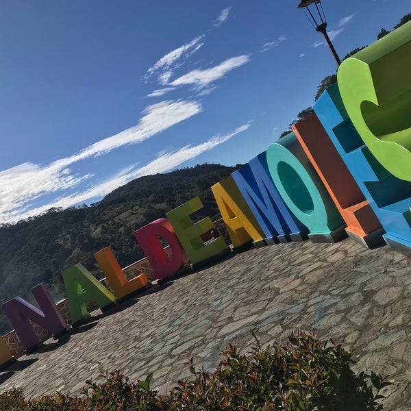 Pinal de Amoles - Scenic Lookout