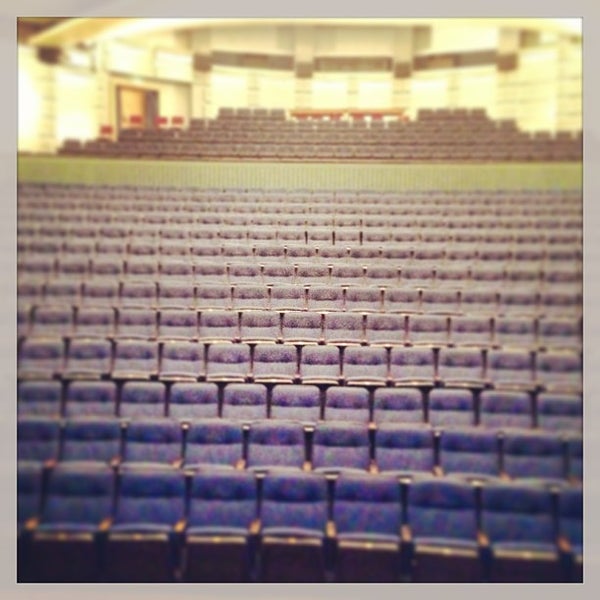 Haifa Auditorium (אודיטוריום חיפה) - Concert Hall in Haifa