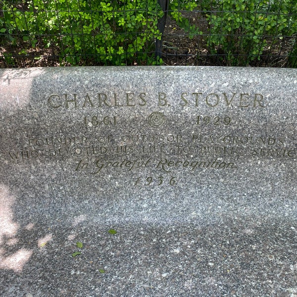 Charles B. Stover Bench - Central Park - 2 tips