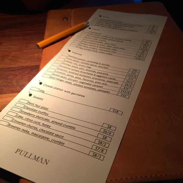 Pullman - Wine Bar in Montréal