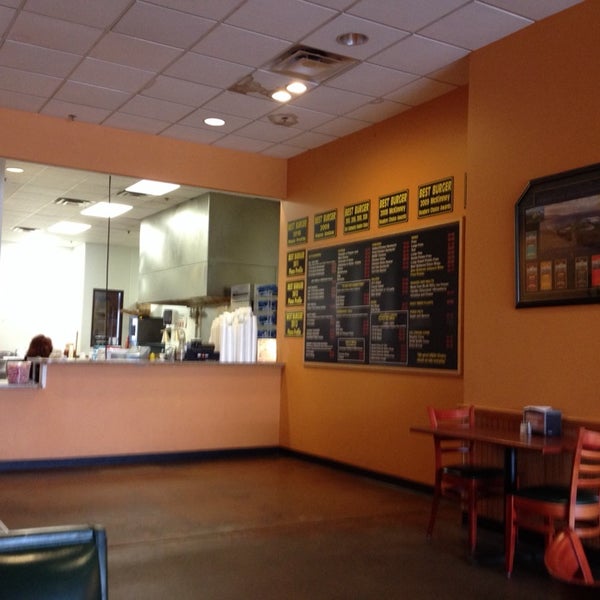 JC's Burger House - 10 tips from 414 visitors