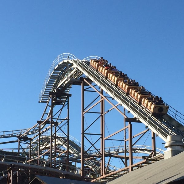Road Runner Express Roller Coaster