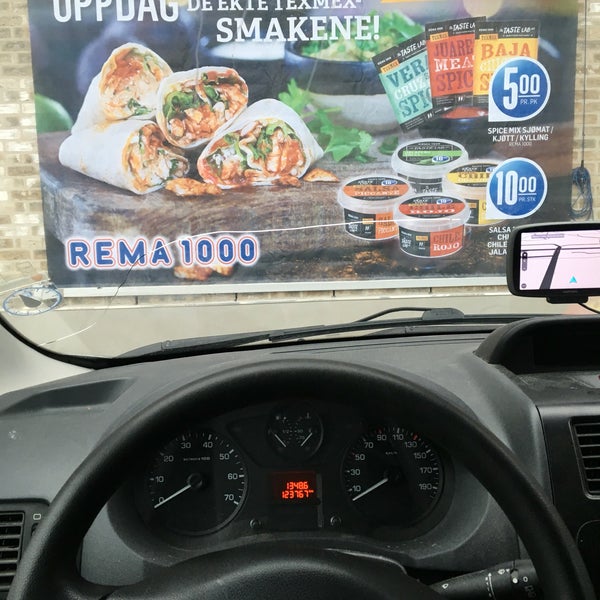 Rema 1000 - 37 visitors