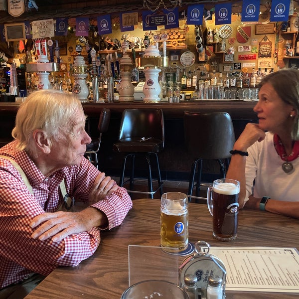 Resi's Bierstube - North Center - 2034 W Irving Park Rd