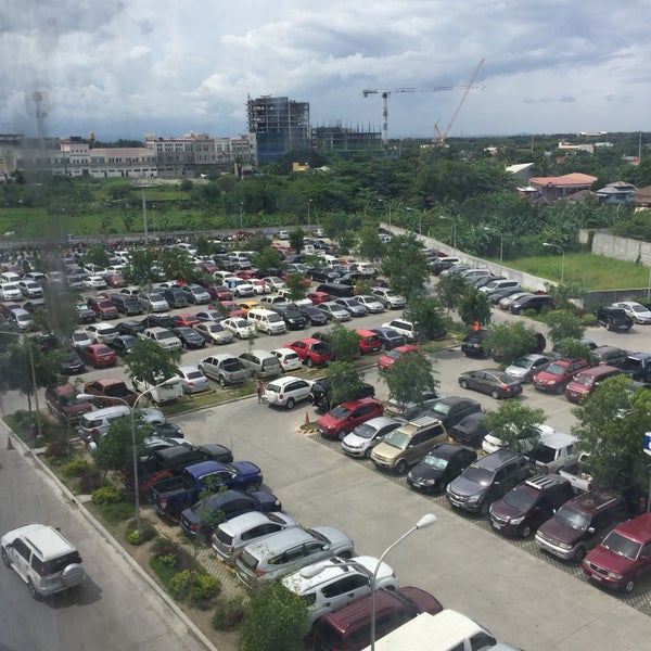 SM City Iloilo Carpark - Parking