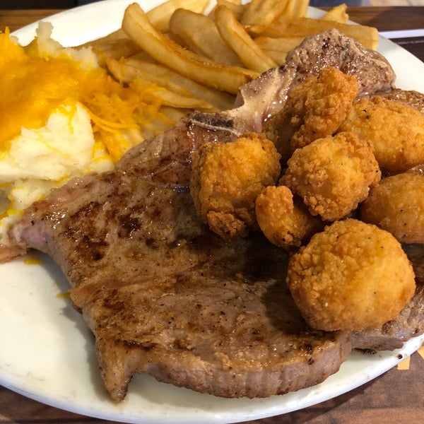 Denny's - Breakfast Spot in Los Angeles