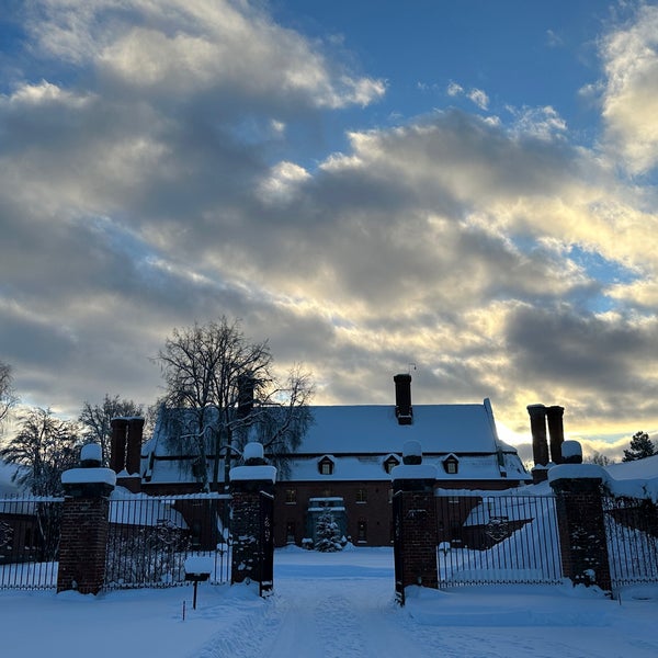 Vanajanlinna - 6 tips from 1258 visitors