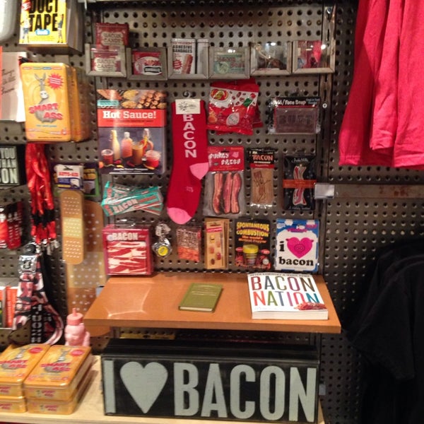 Fuego - Clothing Store