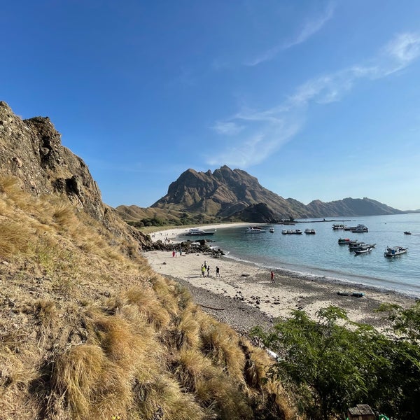 Pulau Padar - Island