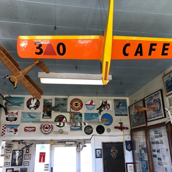 3-Zero Cafe - 20 tips from 822 visitors