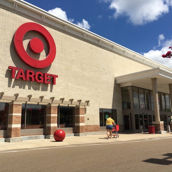 Target - Big Box Store in Flowood