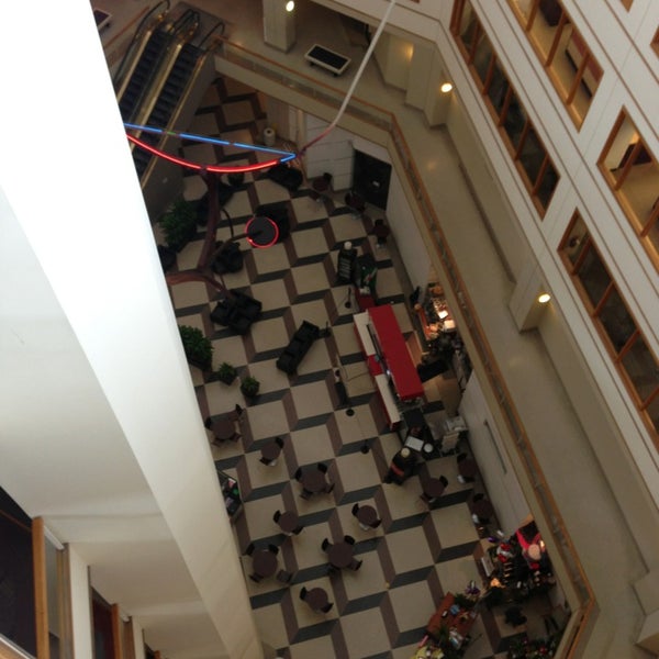 New Center One Building - New Center - 2 tips