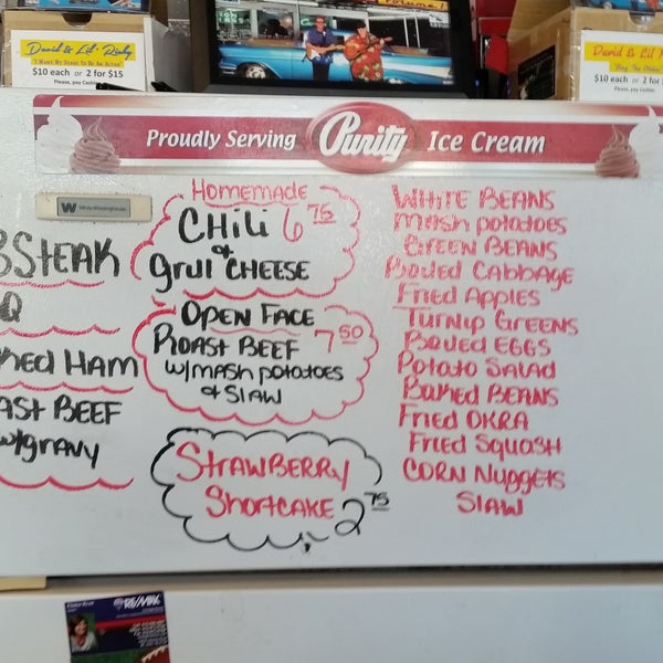 Snow White Drive In - 1714 W Main St