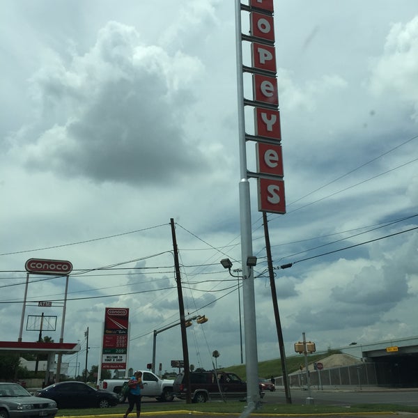 Popeyes Louisiana Kitchen - Fried Chicken Joint in Western Laredo