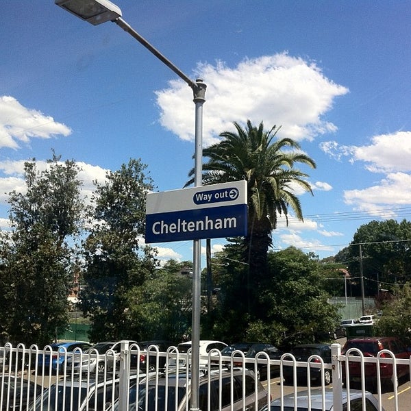 Cheltenham Station - Cheltenham - Sydney, NSW