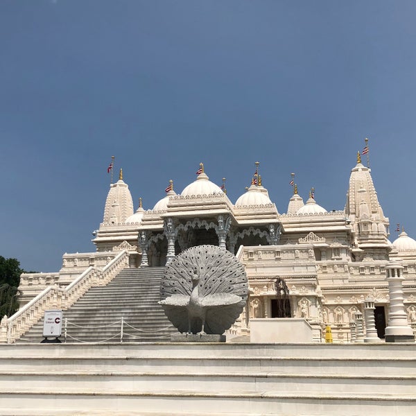 BAPS Shri Swaminarayan Mandir - Hindu Temple