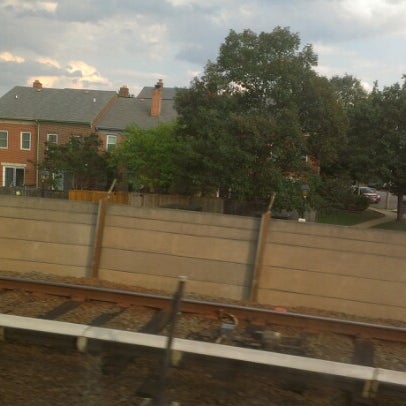 Photos at Braddock Road Metro Station - Metro Station in Braddock Road ...