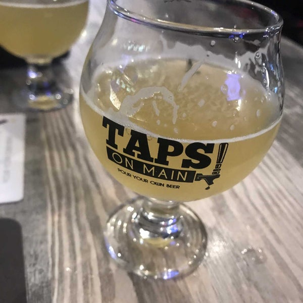 Taps on Main - Sports Bar in Kansas City