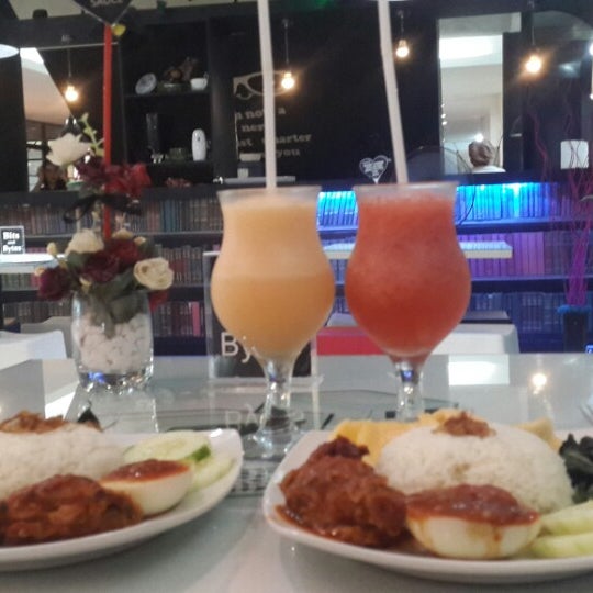 Bits and Bytes - Snack Place