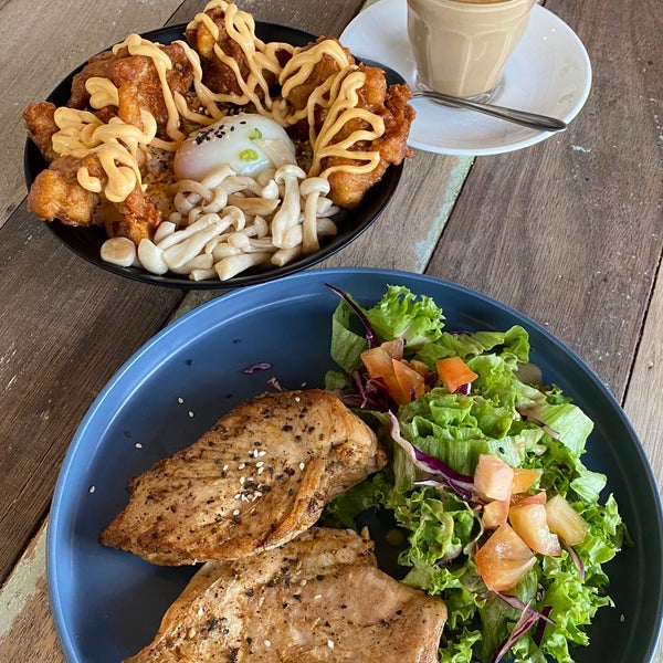Garage 51 - Coffee Shop in Bandar Sunway