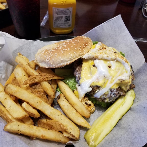 Sam & Andy's Deli - American Restaurant in Knoxville