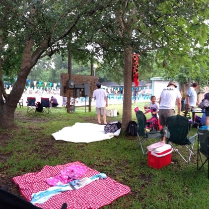 Willow Pool - Swimming Pool in Houston