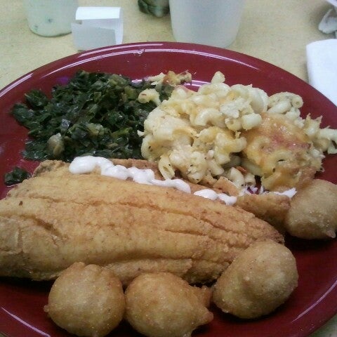 The House Of Fish Seafood Restaurant - 801 E Broad Ave