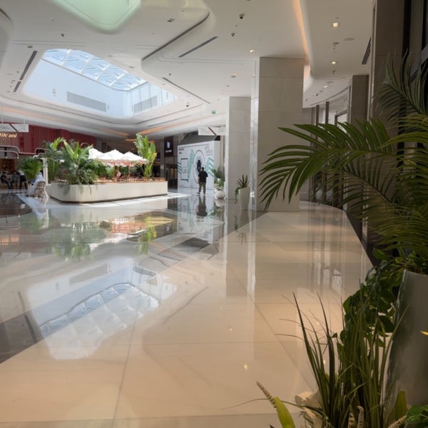 Gate Avenue at DIFC - Shopping Mall in Dubai