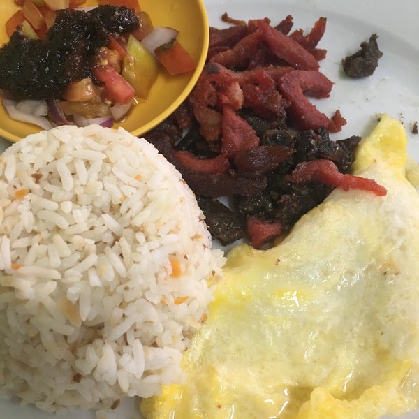 Photos at Chades Tapsilog - Santa Cruz - 73 tips from 1231 visitors