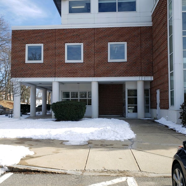 Bedford Public Library - 7 Mudge Way